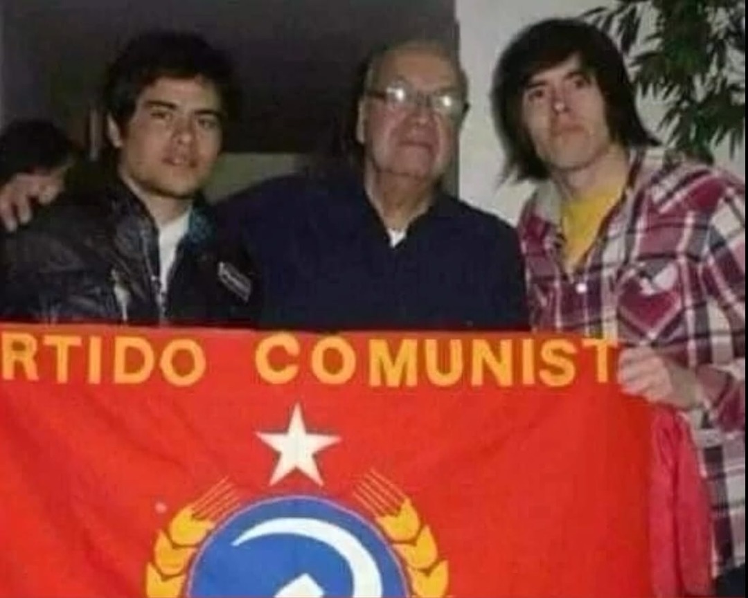 Comunista - Meme subido por Momazos_manolo :) Memedroid