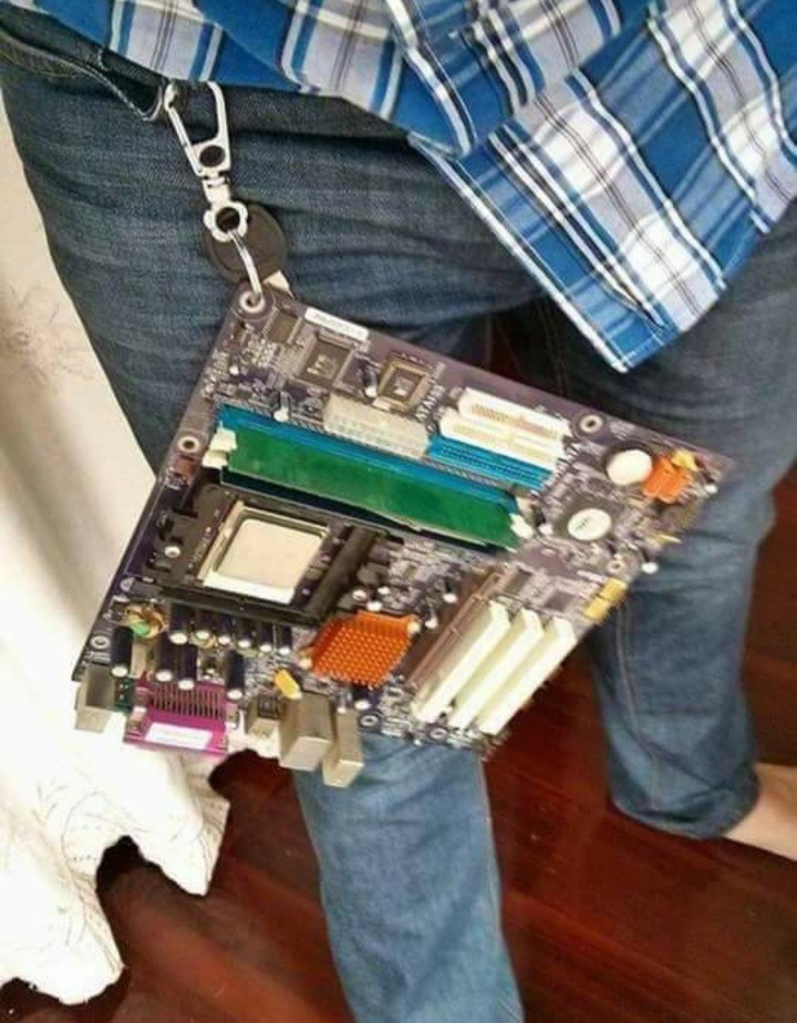 raro1 - Meme subido por Memes985 :) Memedroid