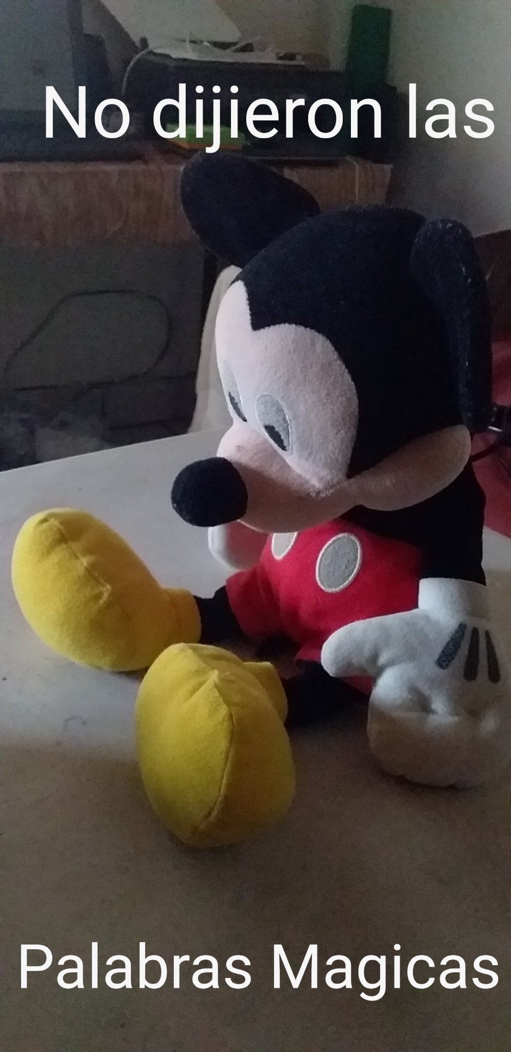 Miki Maus Sad - Meme subido por LyricCard376417 :) Memedroid