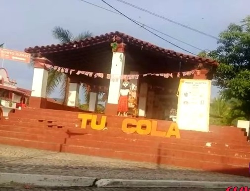 Tu Cola - Meme subido por Mooonster_YT_XD :) Memedroid