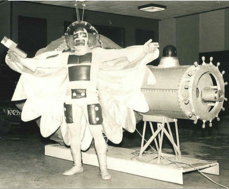 Omg polilla radioactiva wtf amigo re loco - Meme subido por 131312 ...