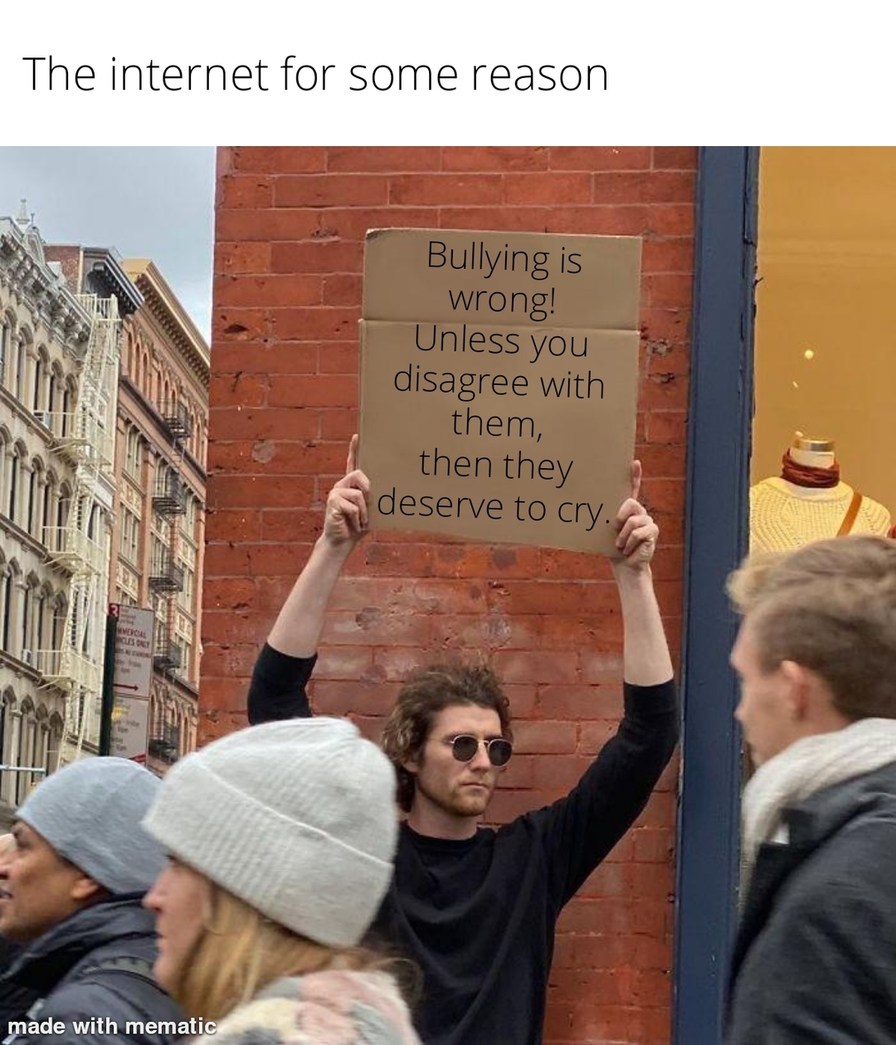 crying on the internet meme - Meme subido por CrispOfBaa :) Memedroid