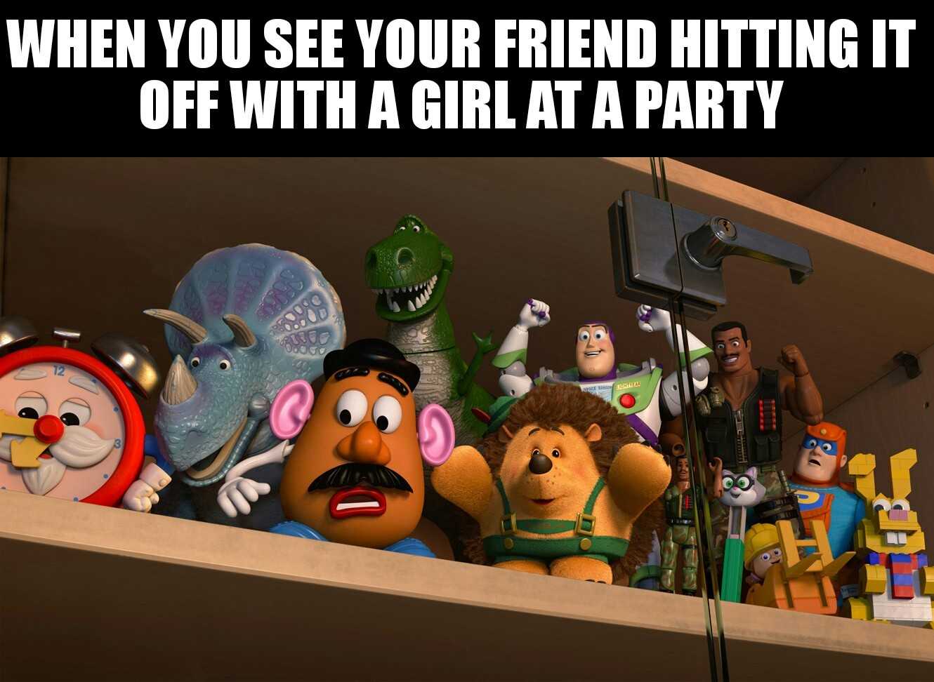 Cheering on your friend - Meme by bigman65 :) Memedroid