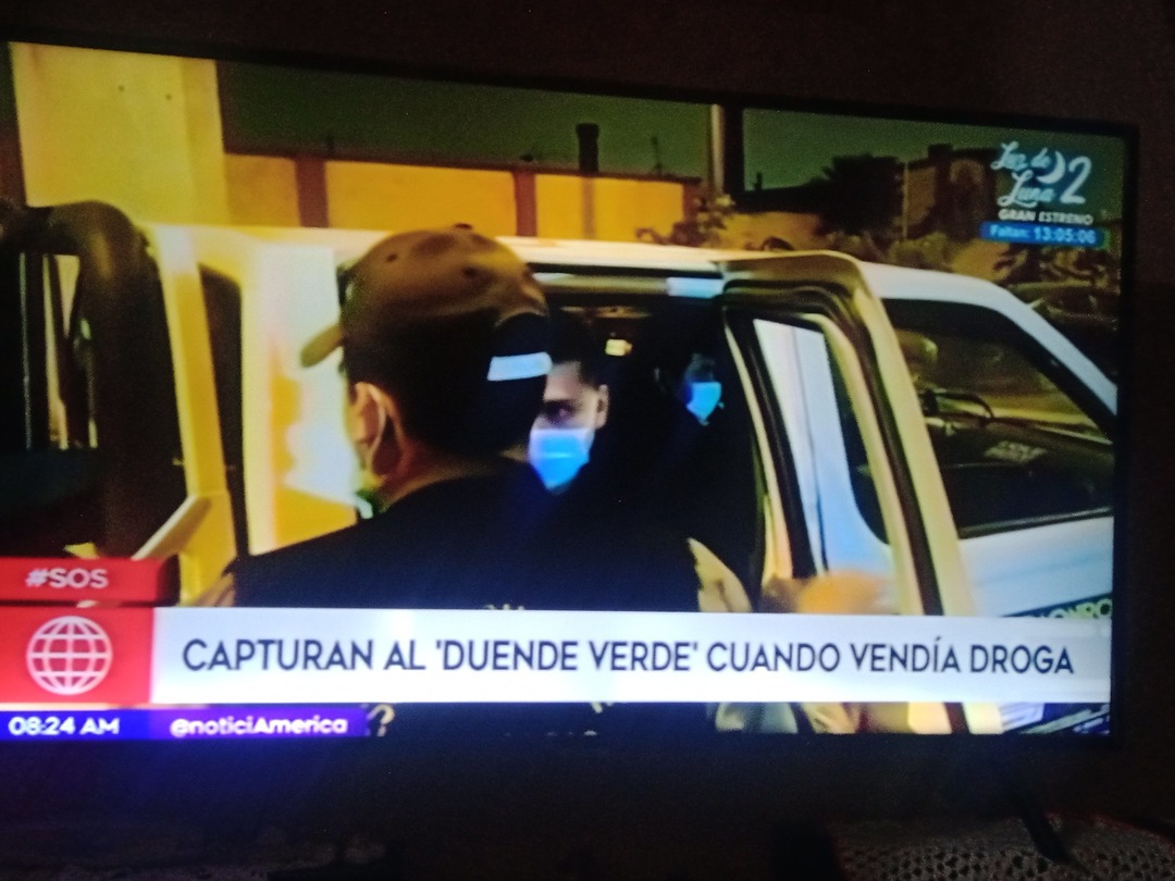 el duende que vende verde - Meme subido por Marciano_Memes :) Memedroid